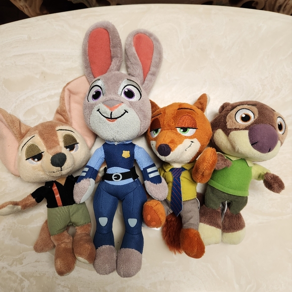 Disney | Toys | Lot 4 Tomy Disneys Zootopia Small Plush Toys Judy Hopps ...